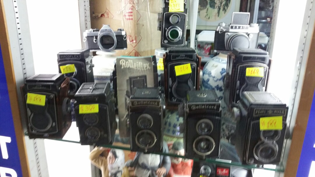 Rolleiflex,Rolleicord,Hacoflex,shanghai Tlr camera...from $168 ...