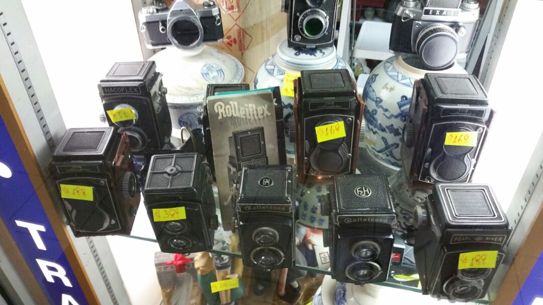 Rolleiflex,Rolleicord,Hacoflex,shanghai Tlr camera...from $168 ...
