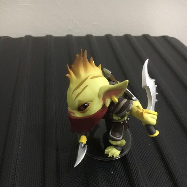 Dota 2 demiheroes series 2 figurines only[free blink dagger keychain ...