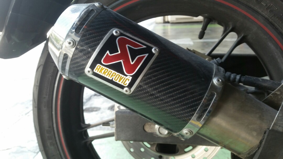 RARE Full set akra Gp M1 pipe for sniper 150, Motorcycles, Motorcycle ...
