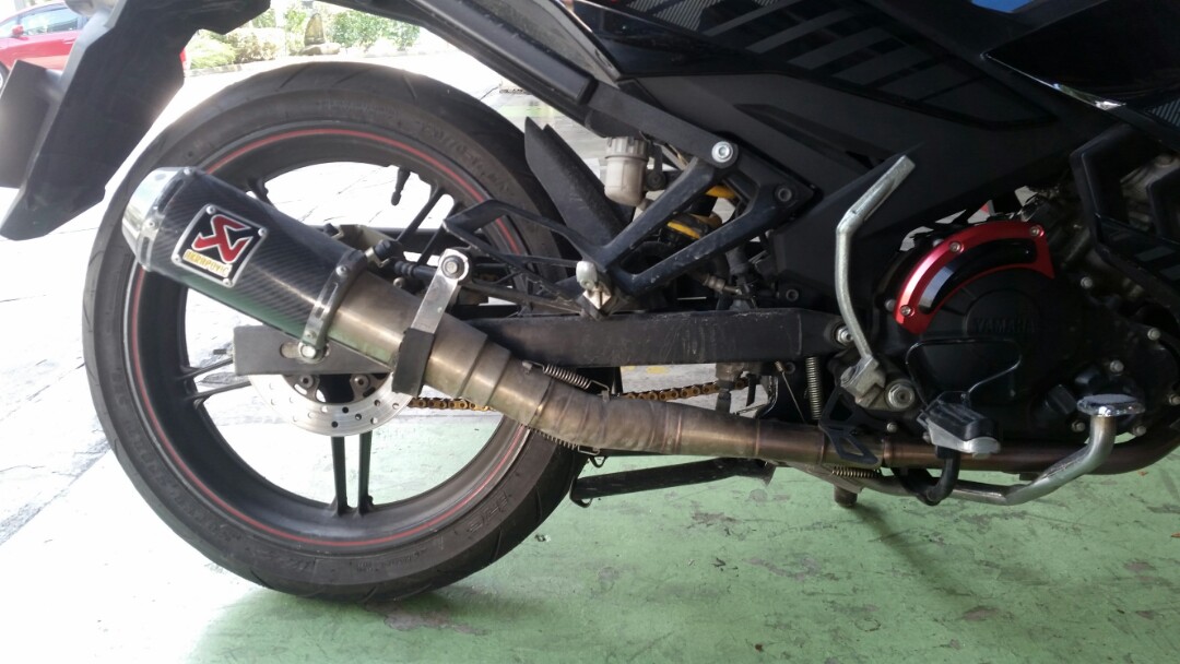RARE Full set akra Gp M1 pipe for sniper 150, Motorcycles, Motorcycle ...
