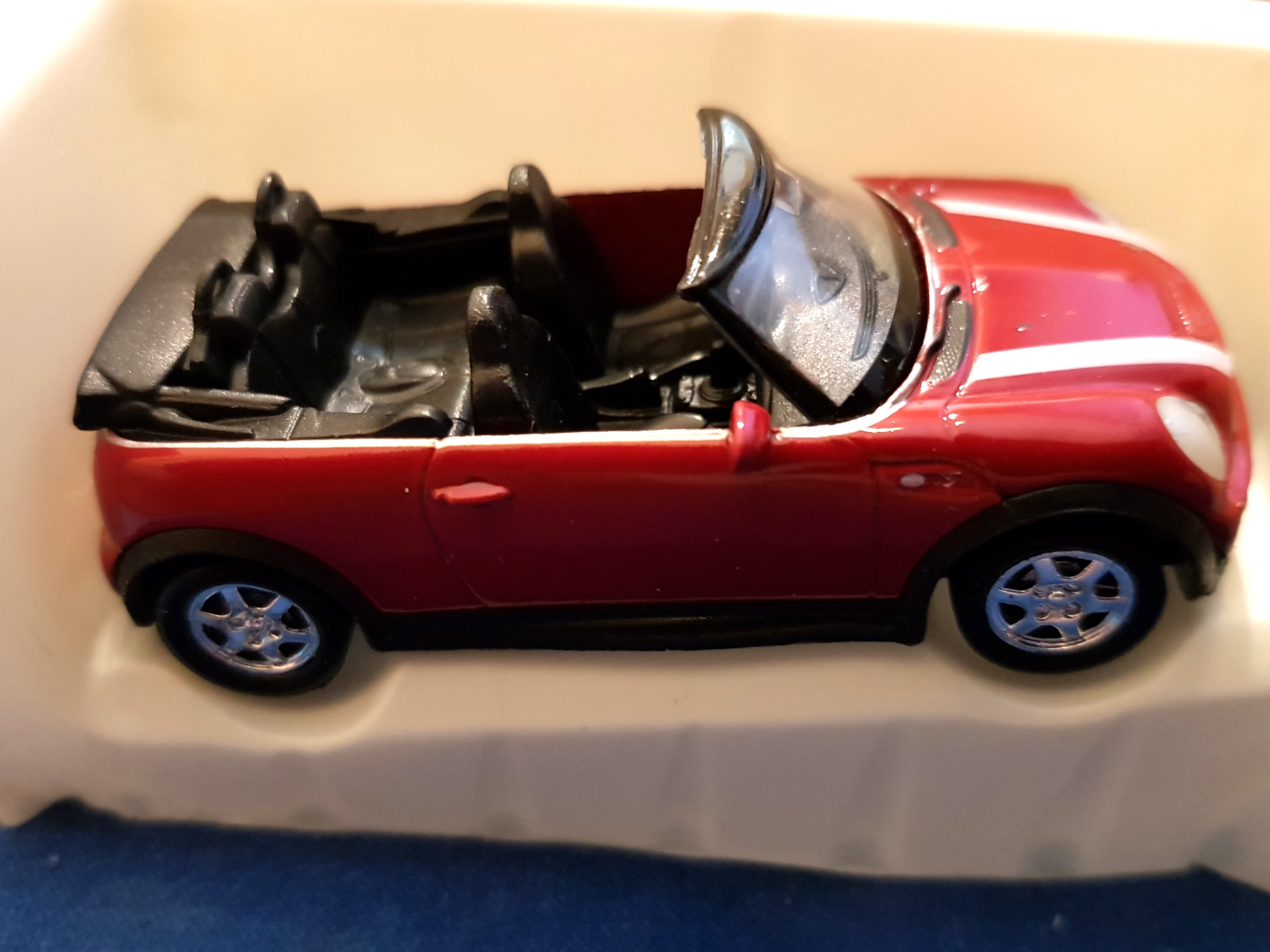 Welly Mini Cooper die cast. 1:60 scale, Hobbies & Toys, Collectibles ...