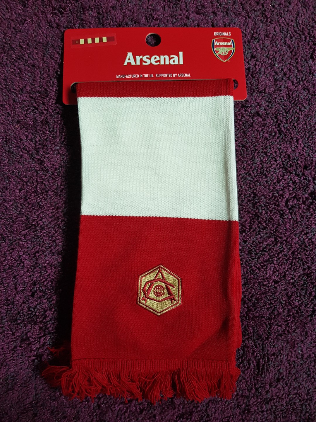 Arsenal Retro Scarf brand new, Men's Fashion, Activewear on Carousell