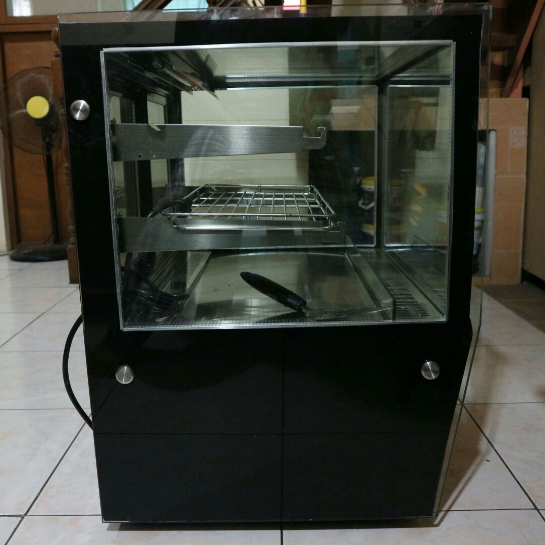 Chee puck 3 layer counter-top cake display chiller, TV & Home ...