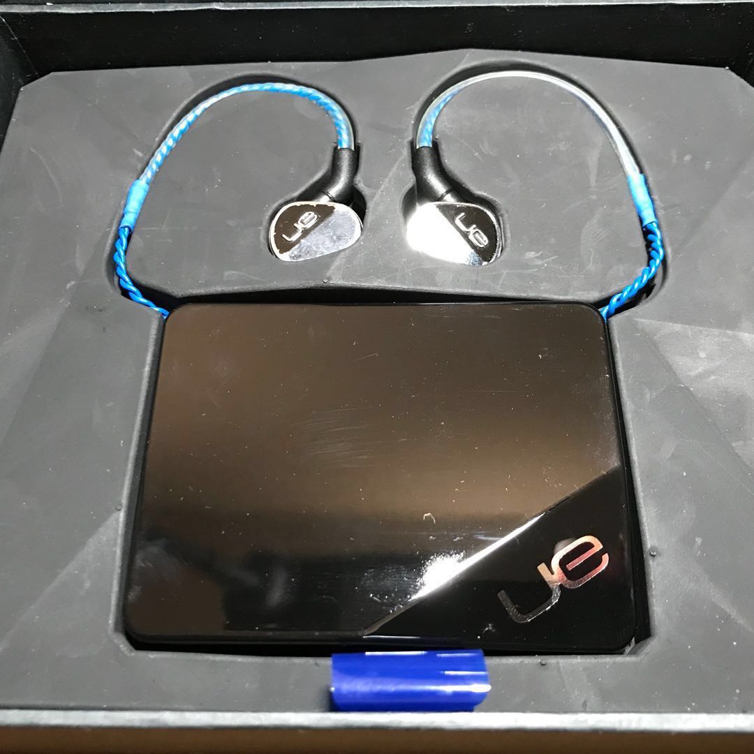 Logitech Ultimate Ears UE900 (IEM) Earphones, Audio, Earphones on Carousell