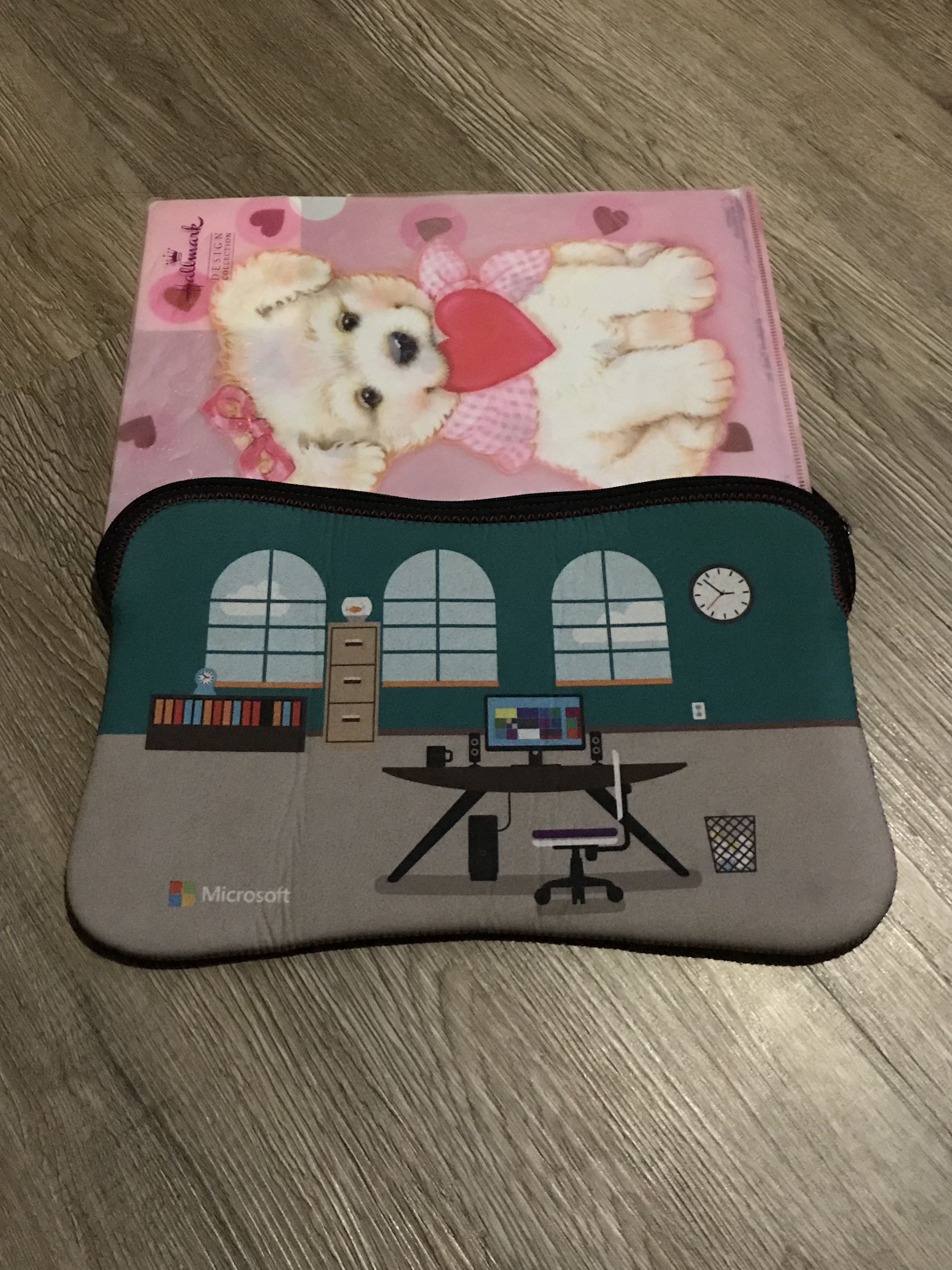 Microsoft Document Bag, Luxury, Bags & Wallets on Carousell