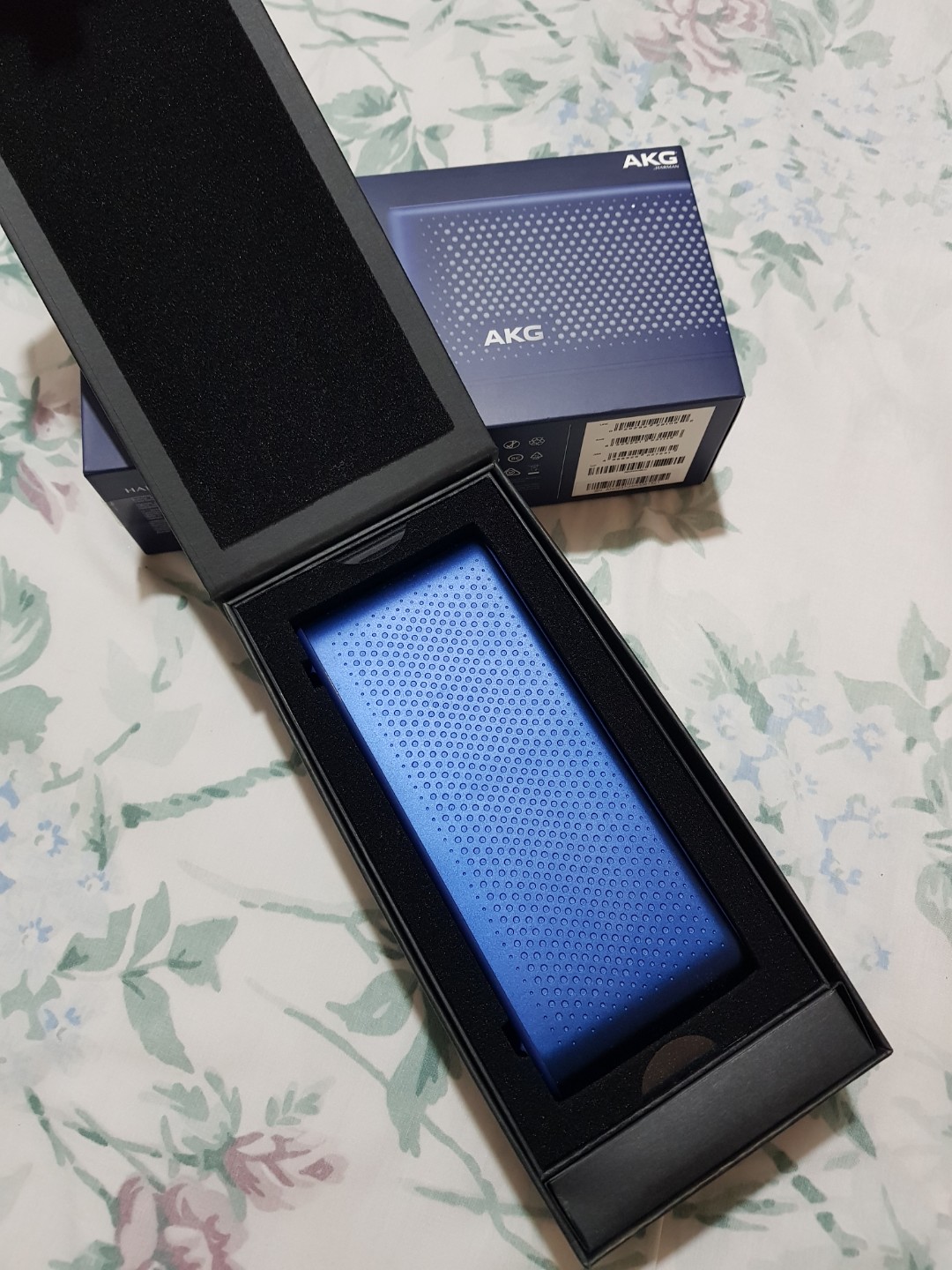 AKG s30 bluetooth speaker & powerbank, Audio, Soundbars, Speakers ...