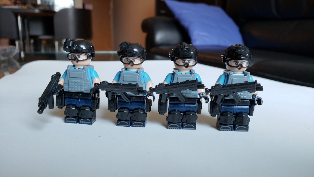 香港警察CTRU反恐特勤隊-鐵路小隊人仔4隻(lego樂高規格), 興趣及遊戲, 玩具 & 遊戲類 - Carousell