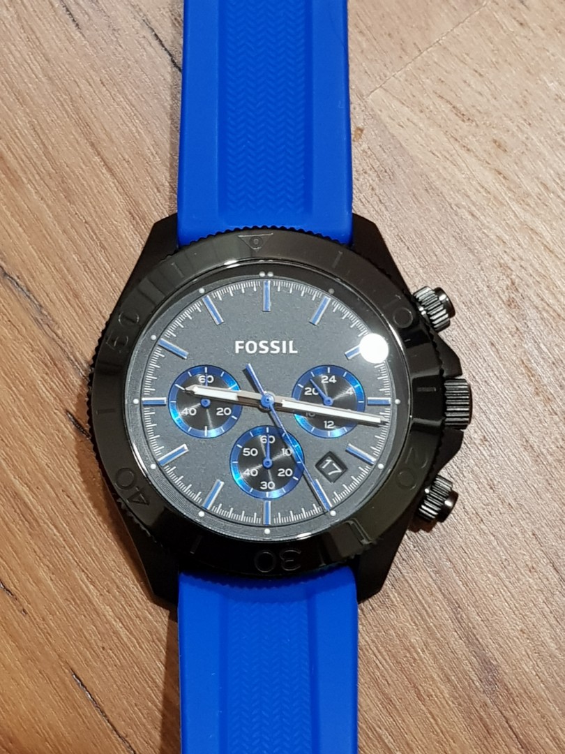 Fossil Retro Traveler Chronograph CH2872, Mobile Phones & Gadgets ...