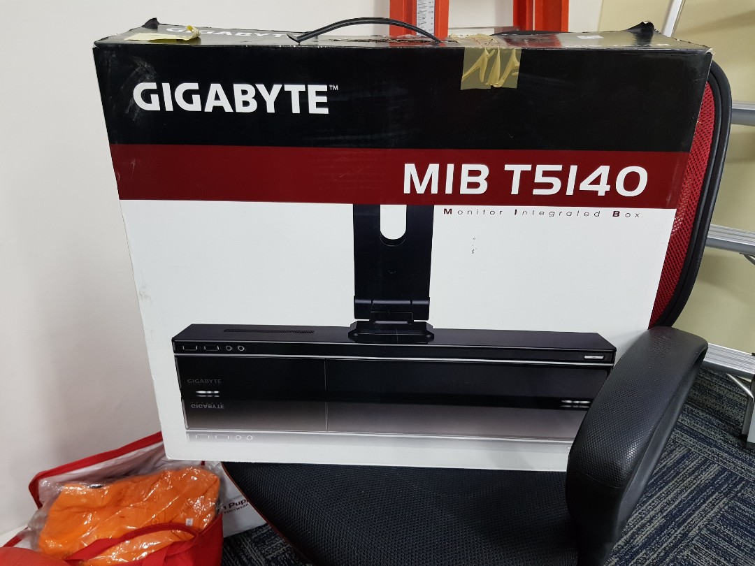GIGABYTE COMPUTER CHASSIS, Computers & Tech, Desktops on Carousell