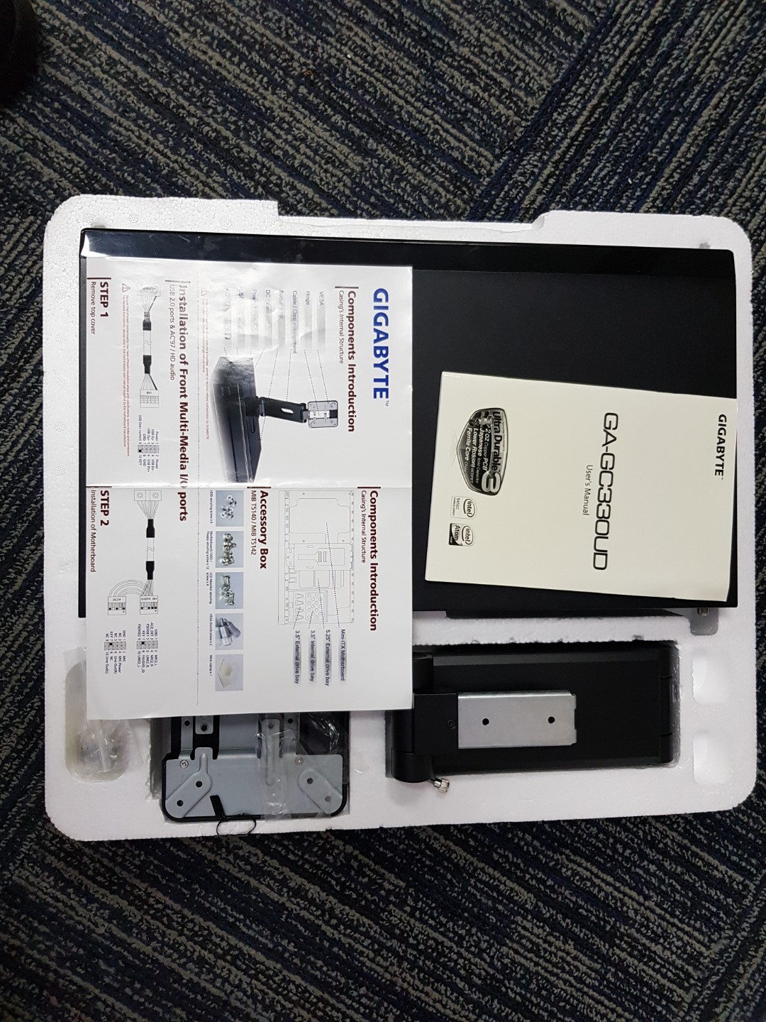 GIGABYTE COMPUTER CHASSIS, Computers & Tech, Desktops on Carousell