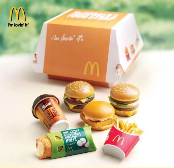 McDonalds miniature set, Hobbies & Toys, Memorabilia & Collectibles ...