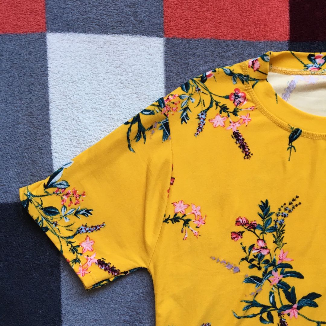 Mustard Hanging Top, Women's Fashion, Tops, Others Tops on Carousell