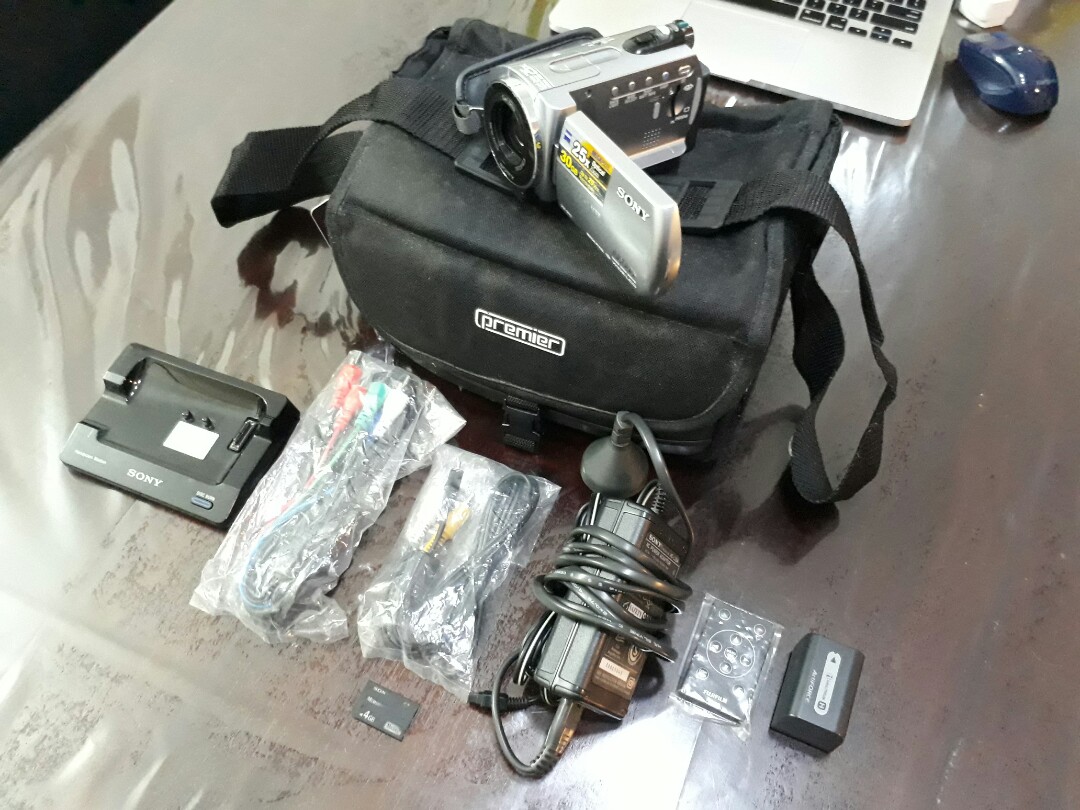 Original Sony Digital Video Camera Recorder Model No. DCR-SR62E, Photography, Video Cameras on ...