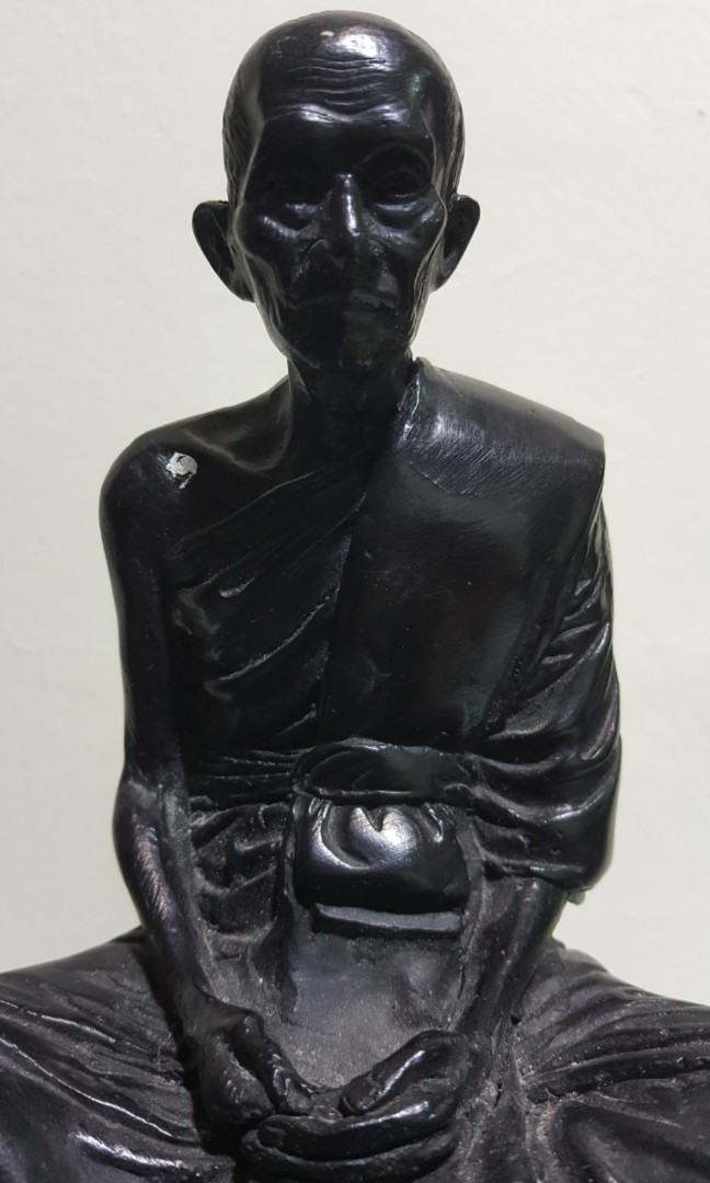 Thai Bucha L.P. Ruay Wat Dagong on Carousell