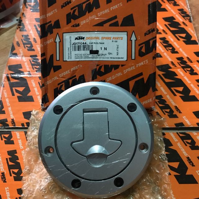 KTM Duke fuel tank cap, Motorcycles, Motorcycle Accessories on Carousell