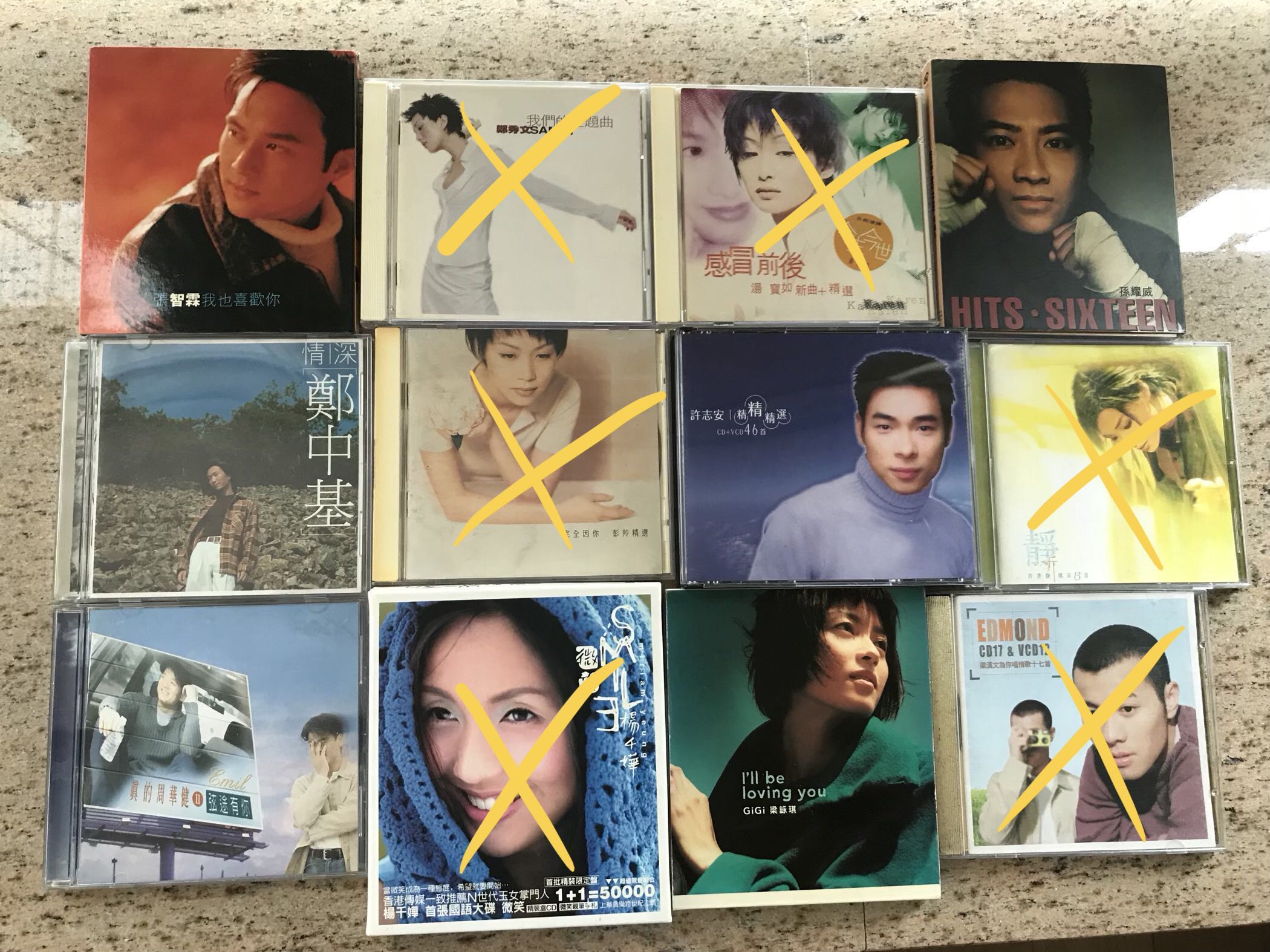 舊 CD, DVD, VCD, 興趣及遊戲, 音樂、樂器 & 配件, 音樂與媒體 - CD 及 DVD - Carousell