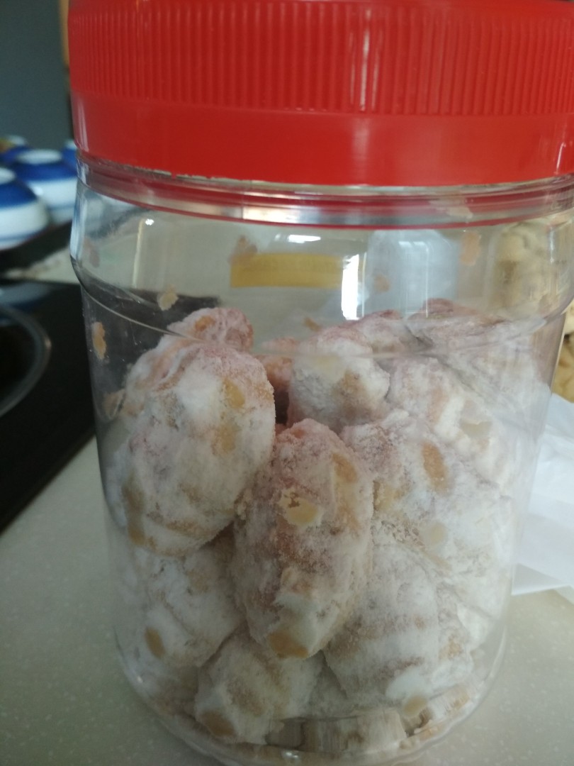Makmur Gagus/ Kacang, Food & Drinks, Packaged & Instant Food on Carousell