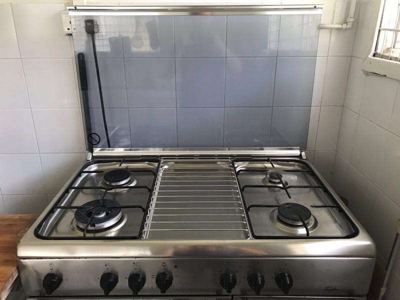 Turbo Incanto T9640WEL (XS) standing cooker, TV & Home Appliances ...