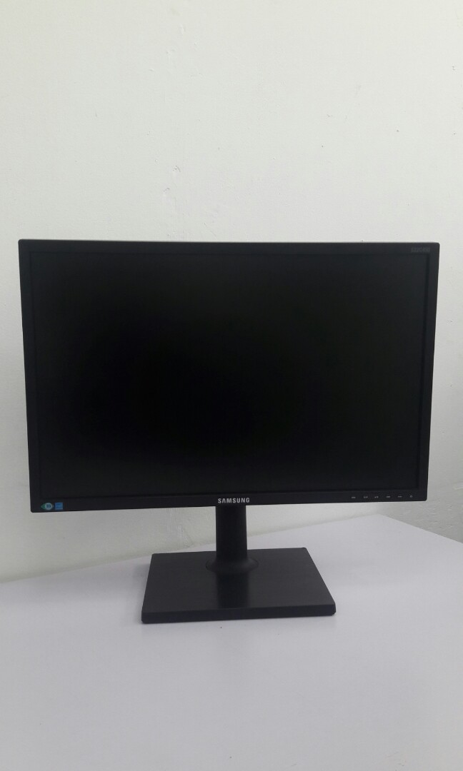 Samsung 22" S22C450 - LED monitor adjustable height easy wall mounting ...