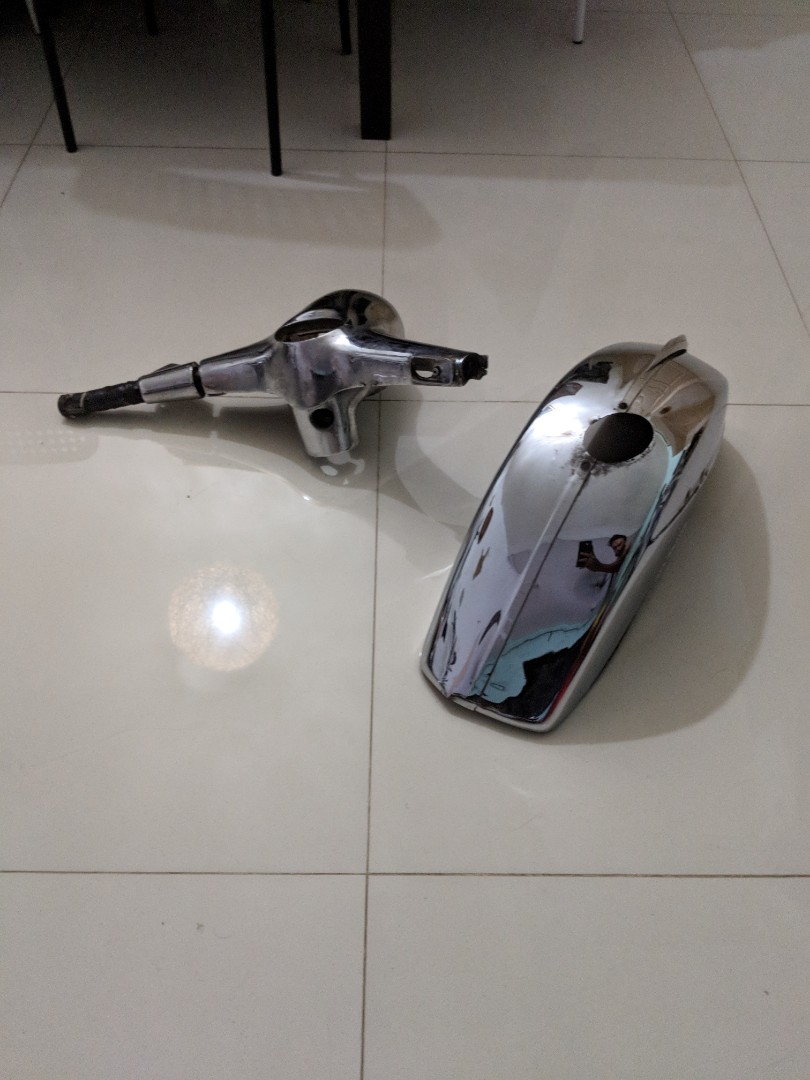Vespa Super Chrome handle and mudguard, Motorcycles, Motorcycle ...
