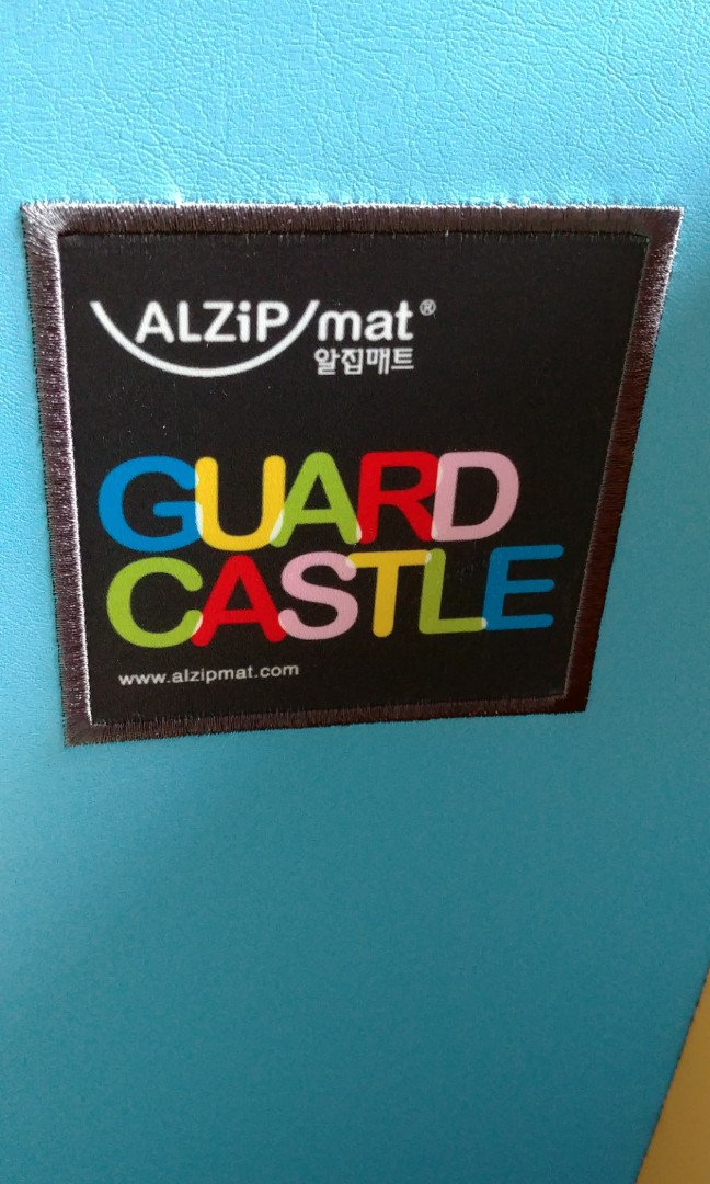 韓國Alzipmat 遊戲圍欄 Guard Castle, 兒童＆孕婦用品, 洗澡及換尿片, 洗澡及換尿片 - 其他用品 - Carousell
