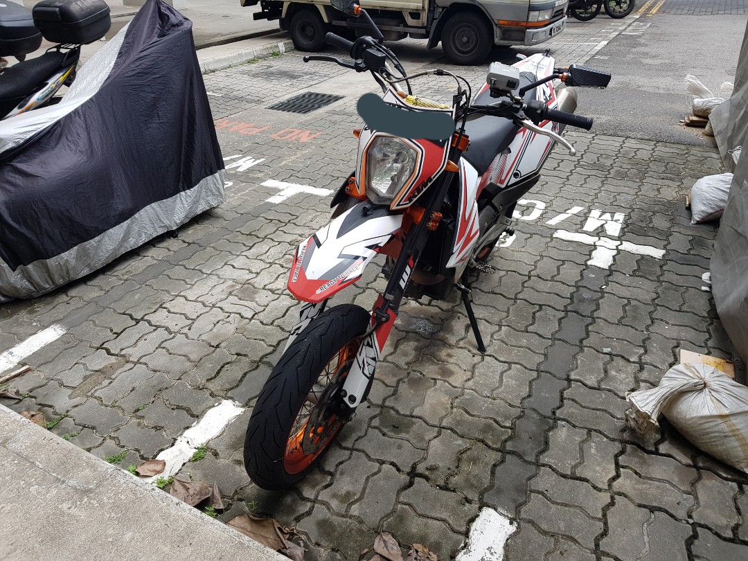 Ktm 690 smcr 2013, Motorcycles, Motorcycles for Sale, Class 2 on Carousell