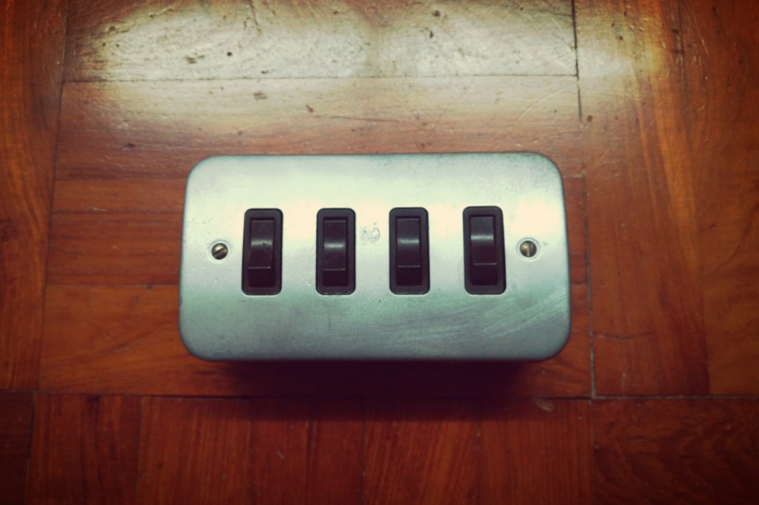 Antique/Vintage 70s MK 4 gang metalclad switch, Furniture, Home Decor ...