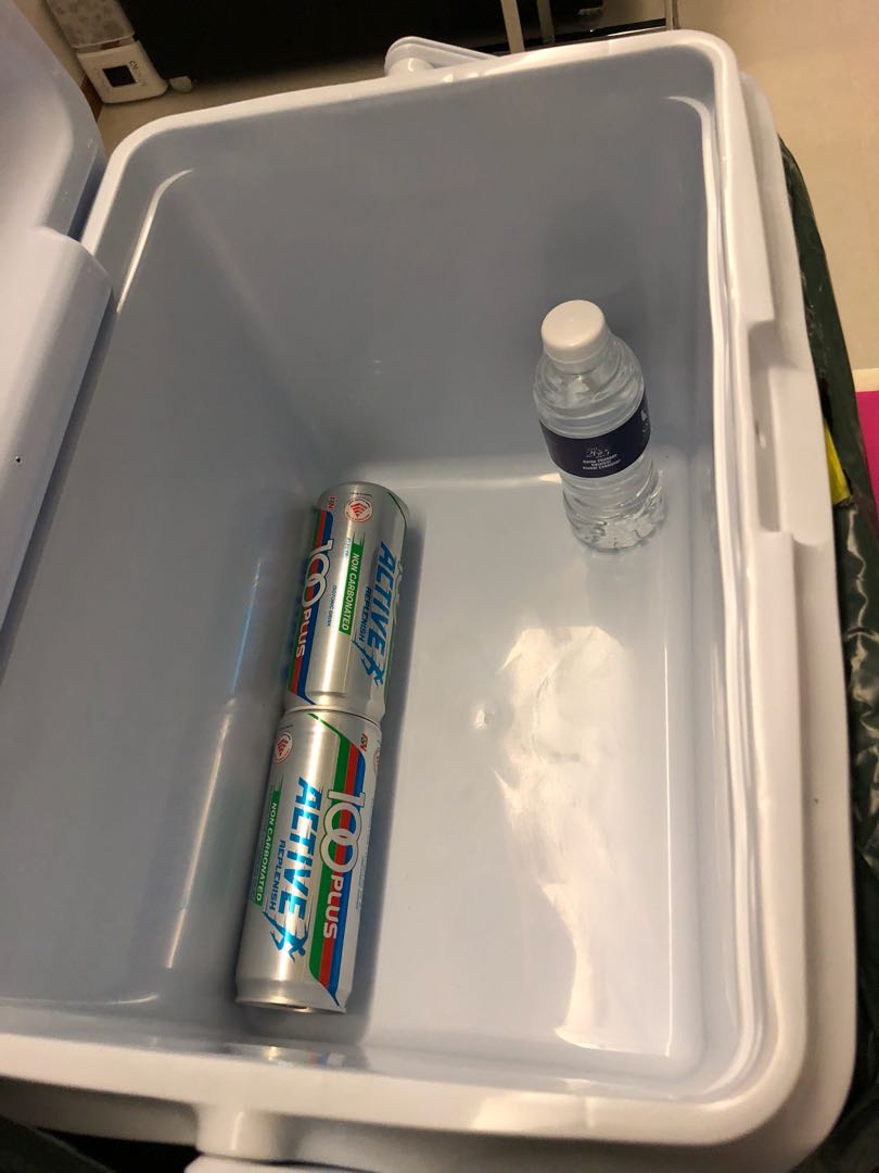 Rubbermaid Large Water Cooler Box, TV & Home Appliances, Kitchen ...