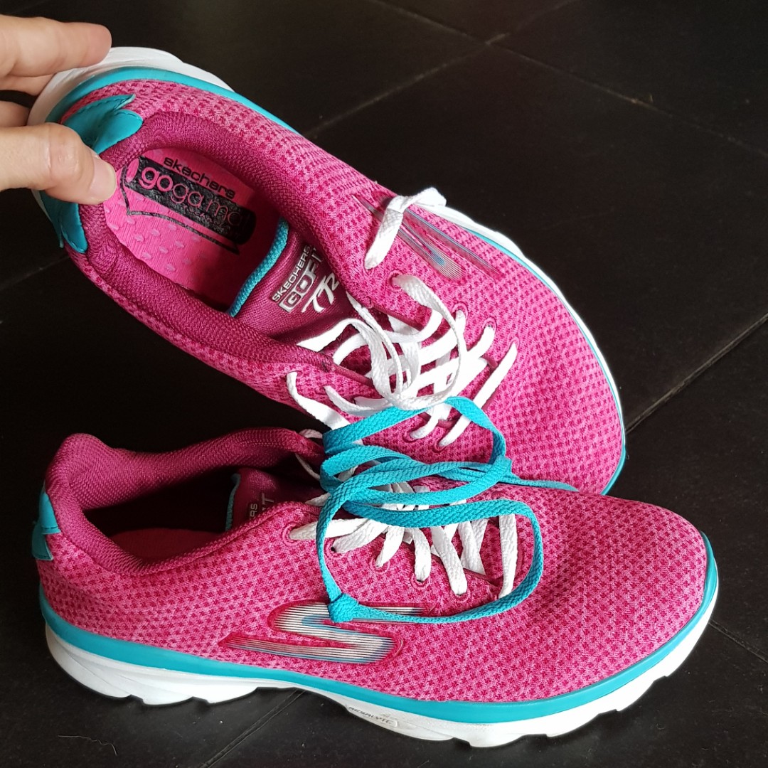 Skechers quick fit goga mat woman 38, Fesyen Wanita, Sepatu di Carousell