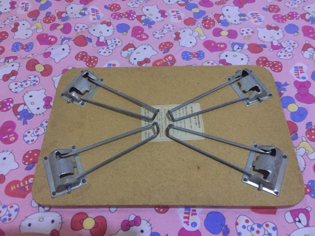 Captain Stag and Coleman Chair with free Folding table , Babies & Kids ...