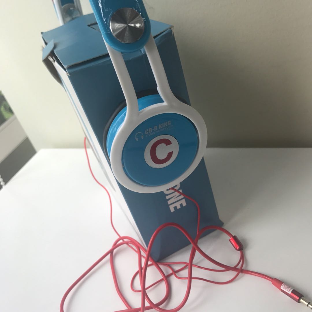 CD-R King Headphone, Audio, Headphones & Headsets on Carousell