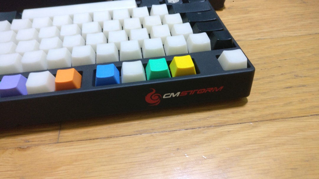 Cm storm quickfire stealth tkl mechanical keyboard with custom keycaps ...