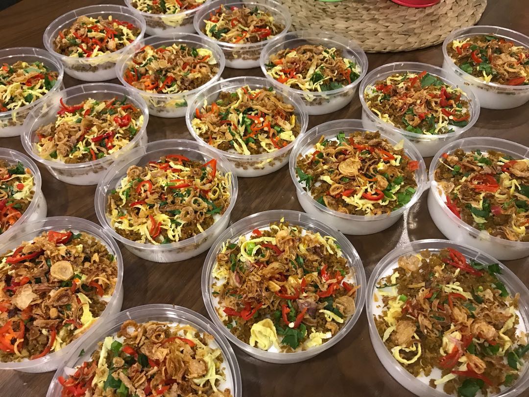 Kuih Talam Lauk / Talam berlauk, Food & Drinks, Local Eats on Carousell