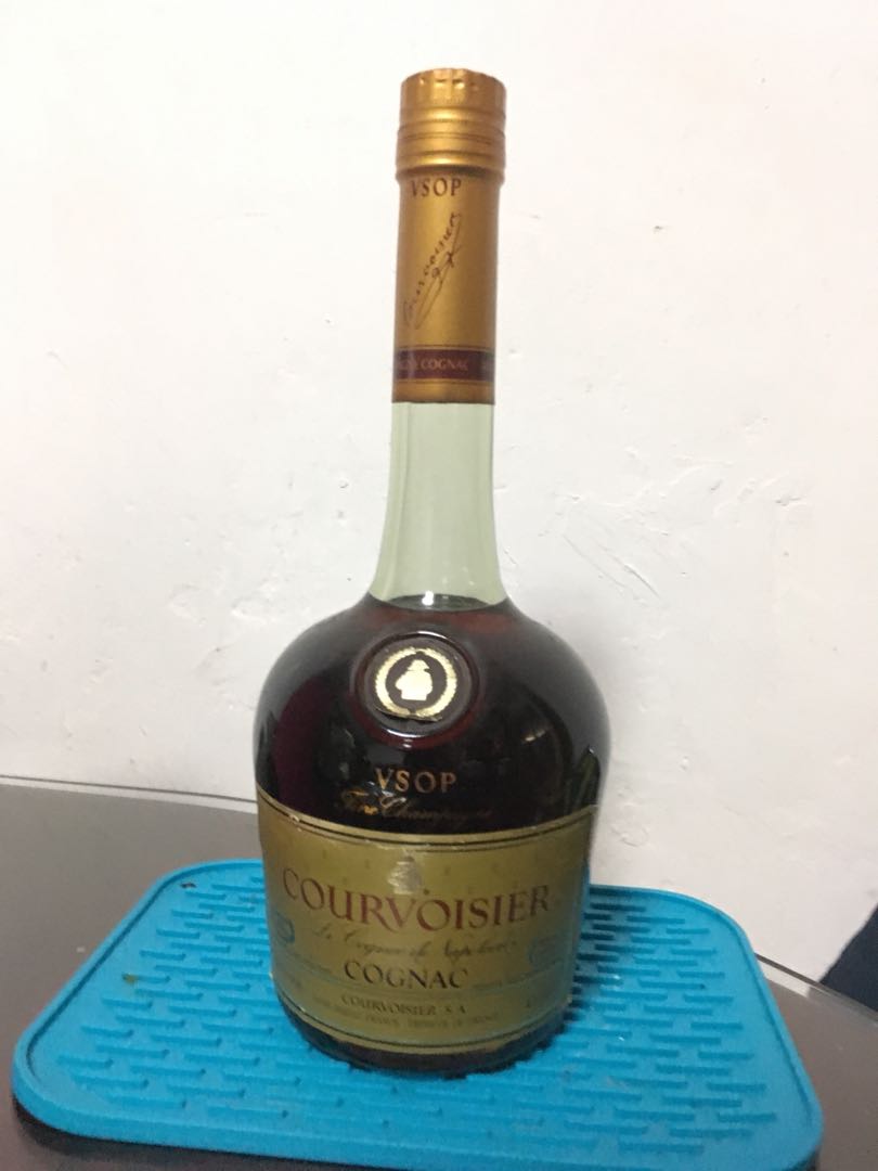Courvoisier VSOP Exclusif Cognac 100cl, 興趣及遊戲, 收藏品及紀念品, 古董收藏 - Carousell