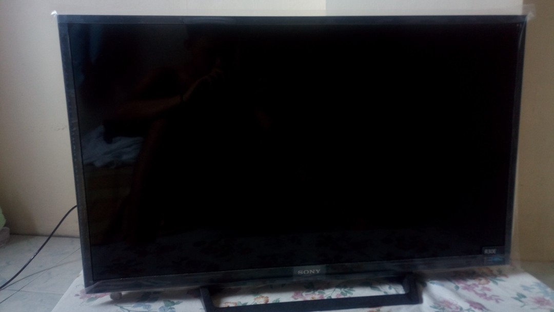 Sony BRAVIA 32 inches R30E, TV & Home Appliances, TV & Entertainment ...