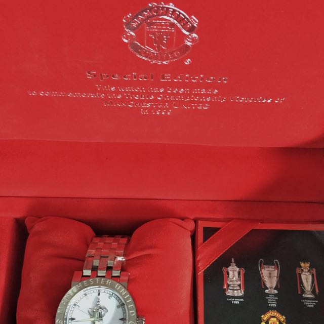 Special Edition Manchester United Watch (1999 Treble), Sports Equipment ...