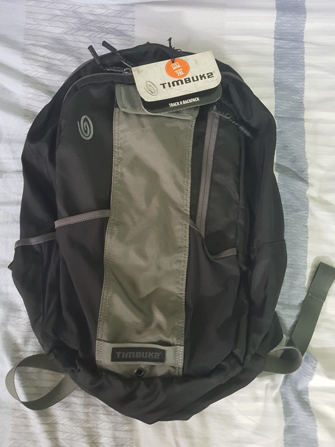 TIMBUK2 Track II Backpack (28L), Men's Fashion, Bags, Backpacks on Carousell
