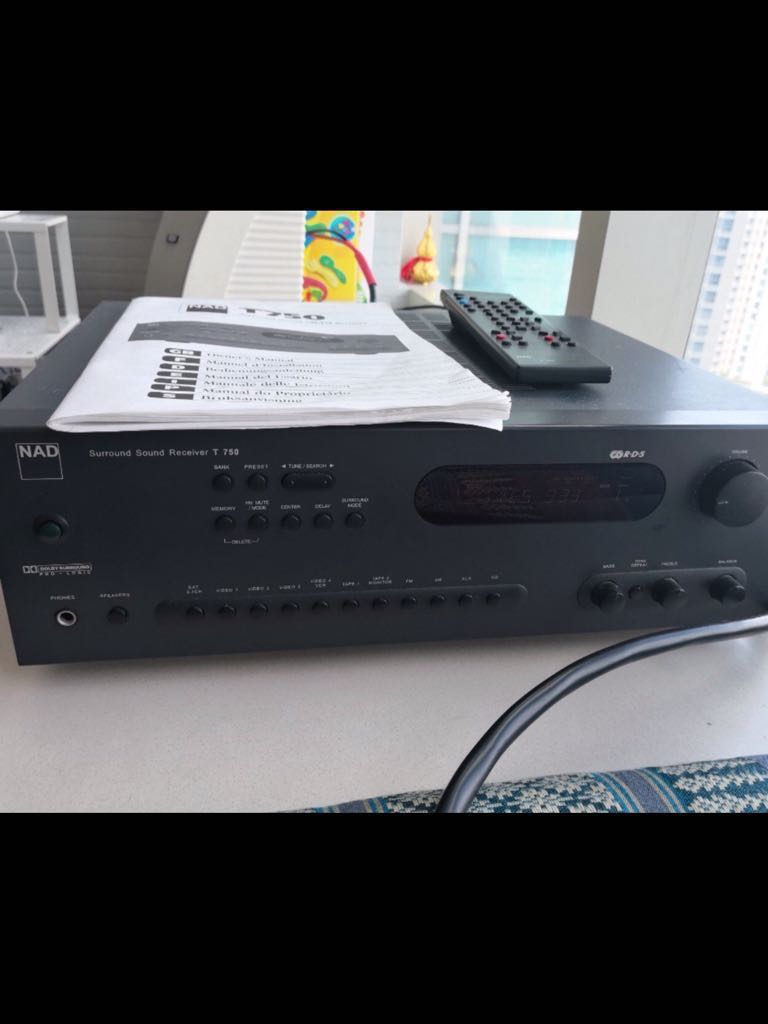 NAD T750 amplifier (2x70WATT STEREO) +true 5.1 Dolby surround, Audio on ...