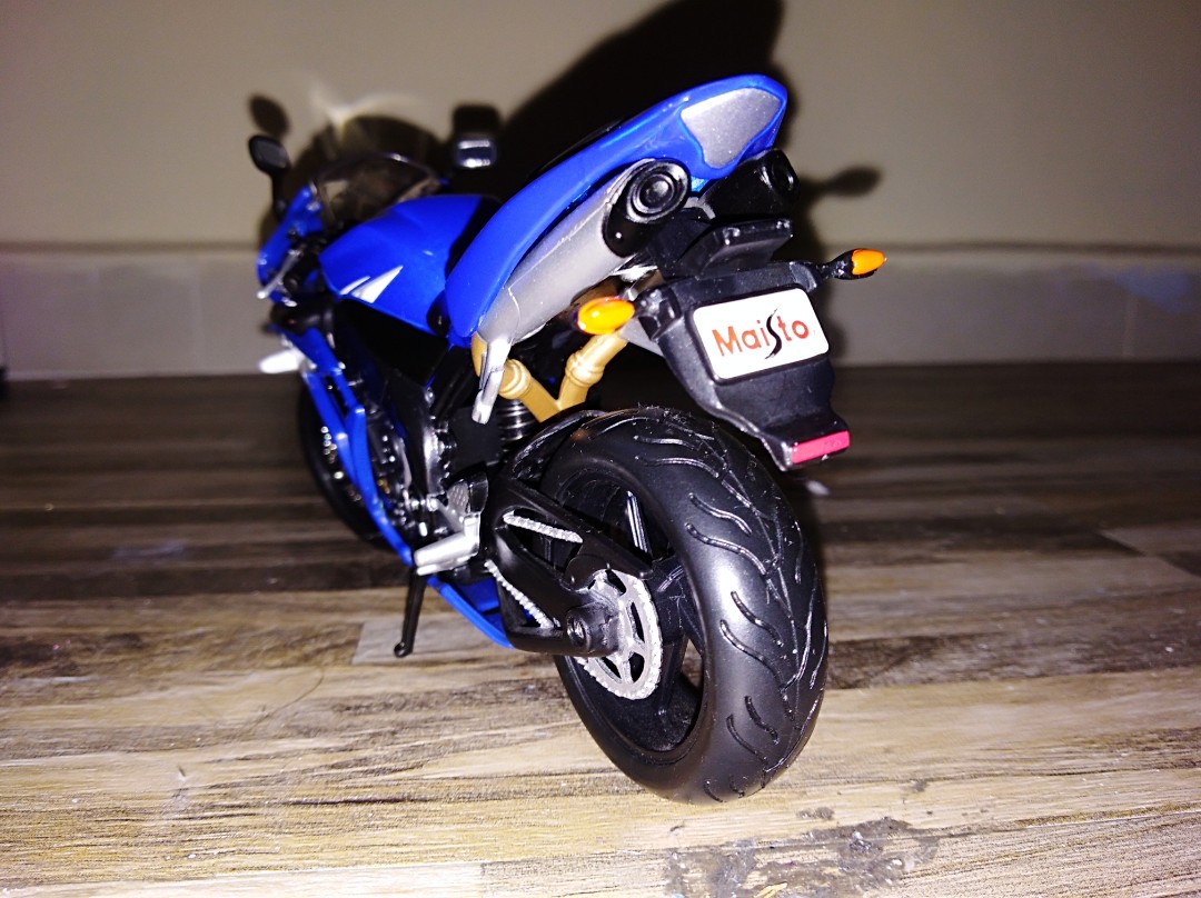 Yamaha R7[TOY], Hobbies & Toys, Toys & Games on Carousell