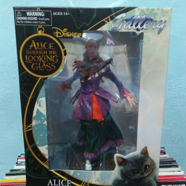 Diamond select Alice in wonderland, Hobbies & Toys, Toys & Games on ...