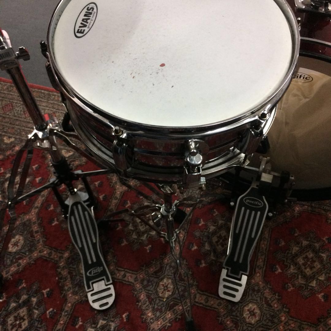 Pacific compact drum kit, Hobbies & Toys, Music & Media, Musical ...