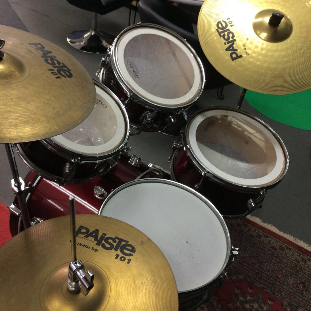Pacific compact drum kit, Hobbies & Toys, Music & Media, Musical ...