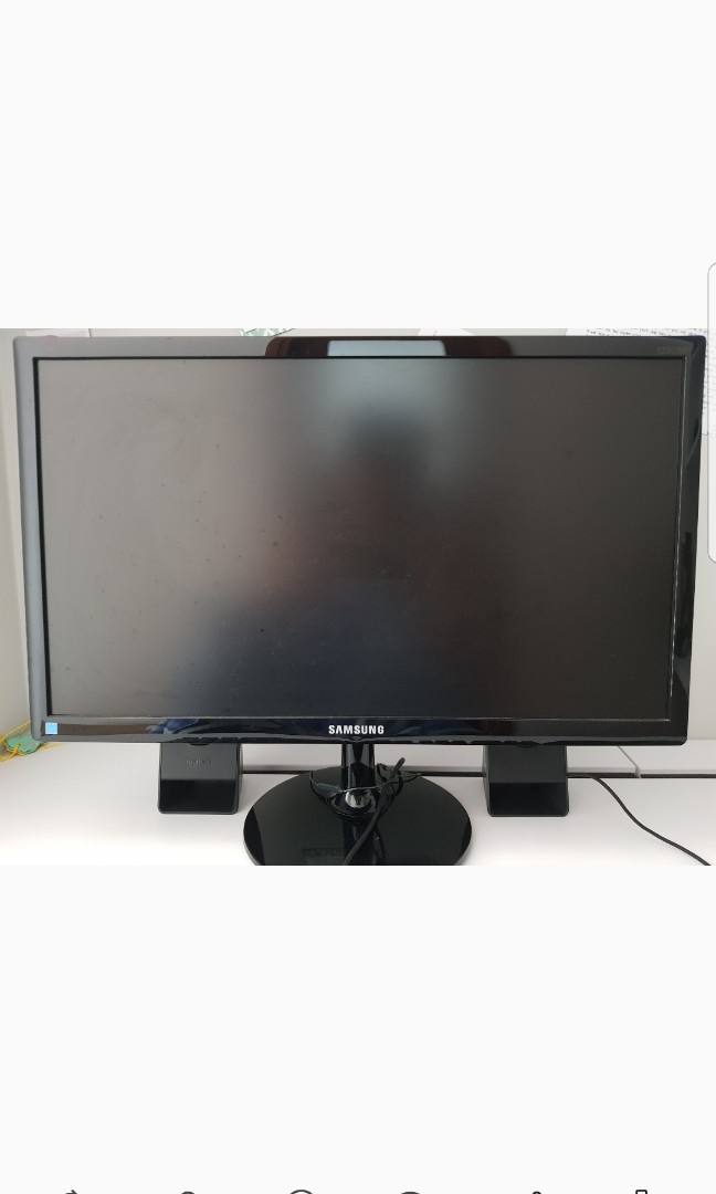 Samsung 23" monitor (LED), Computers & Tech, Desktops on Carousell