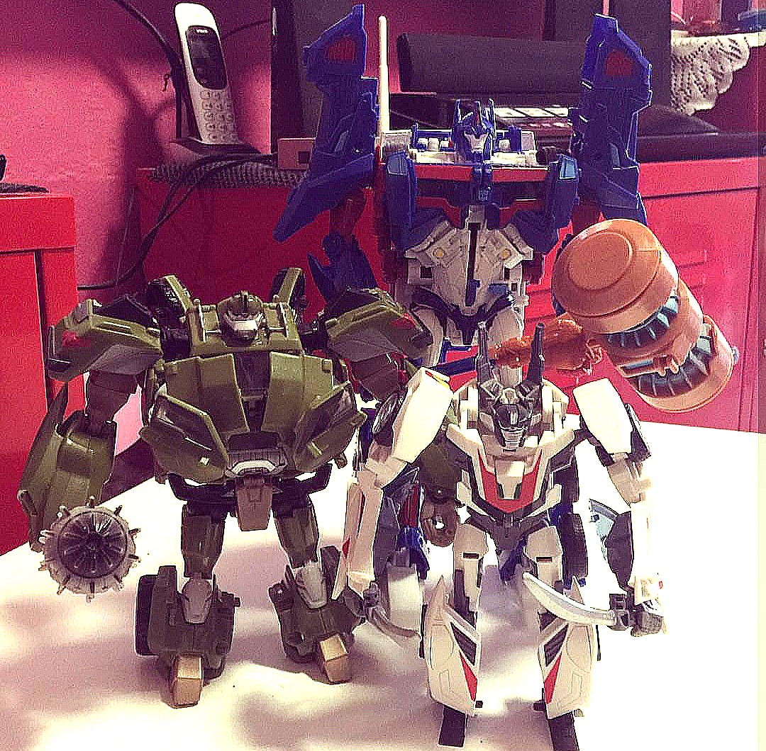 Transformers Prime The Wreckers, Hobbies & Toys, Toys & Games on Carousell