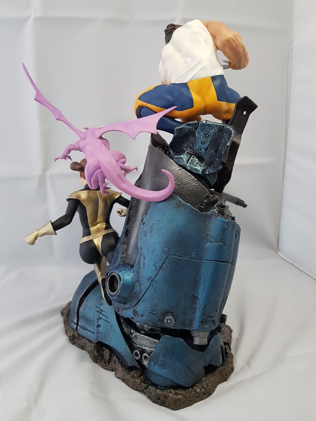 X-Men vs. Sentinel 3 Diorama Wolverine & Shadowcat Exclusive Edition ...