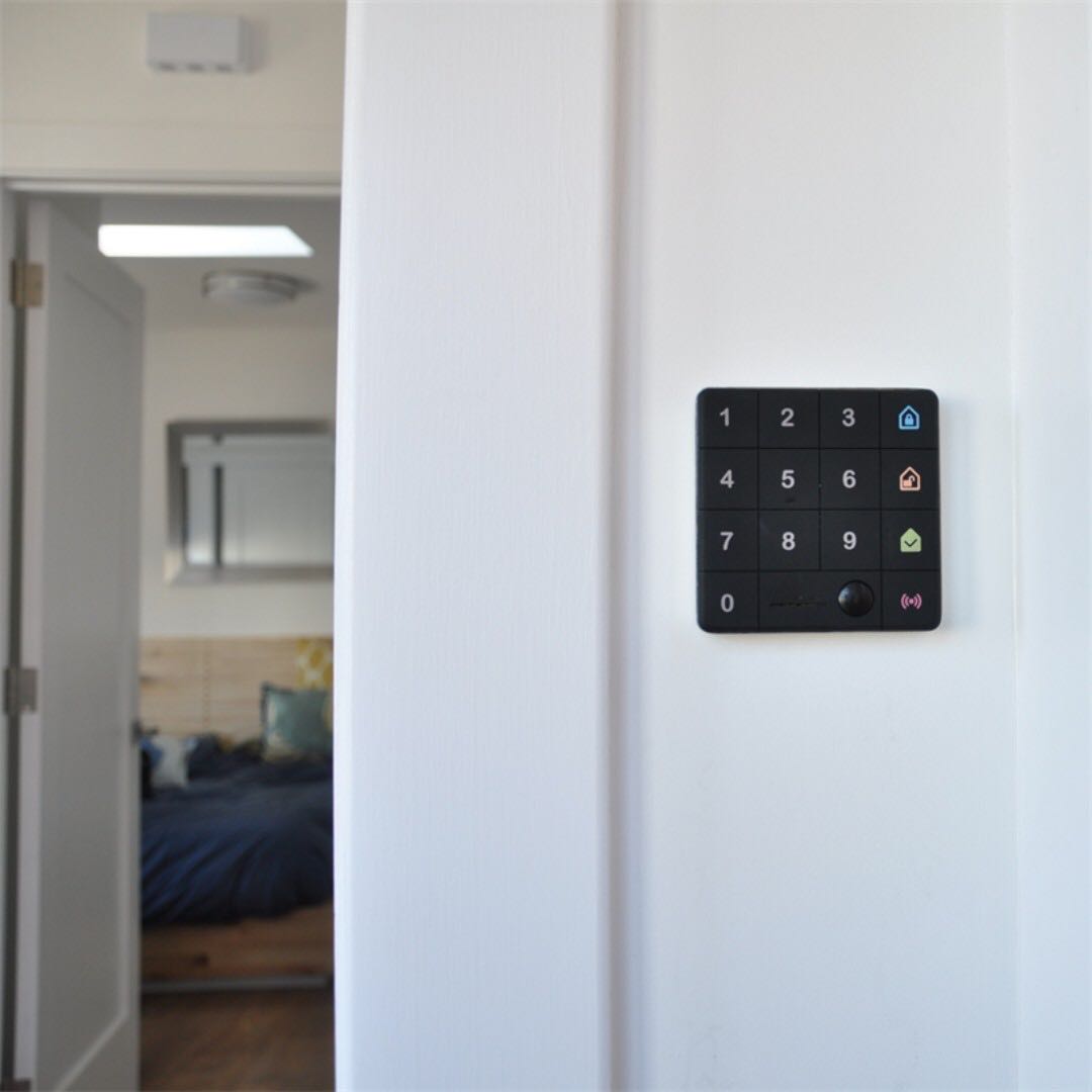 iSmartAlarm Keypad, Computers & Tech, Parts & Accessories, Computer ...