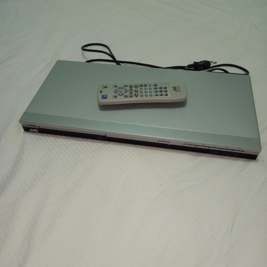 JVC Silver XV-N352S DVD Player, TV & Home Appliances, TV ...