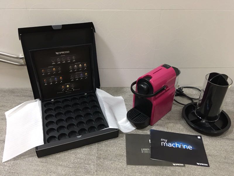 Nespresso Machine + Discovery Box + Totem Capsule holder, TV & Home ...