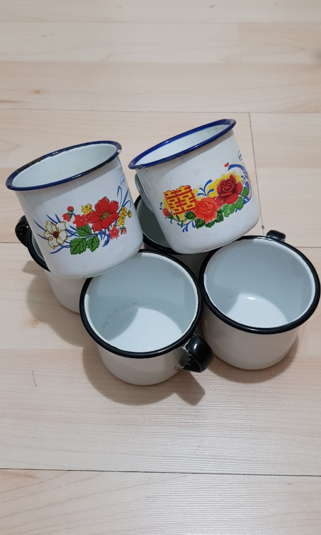 Old School Metal Cups (4+2 pcs), Furniture & Home Living, Kitchenware ...